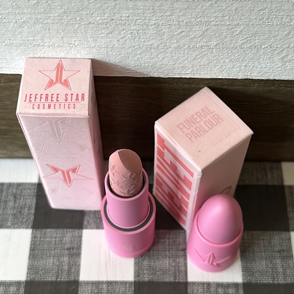 Jeffree Star | Makeup | Buy Now Price Jeffree Star Funeral Parlour ...